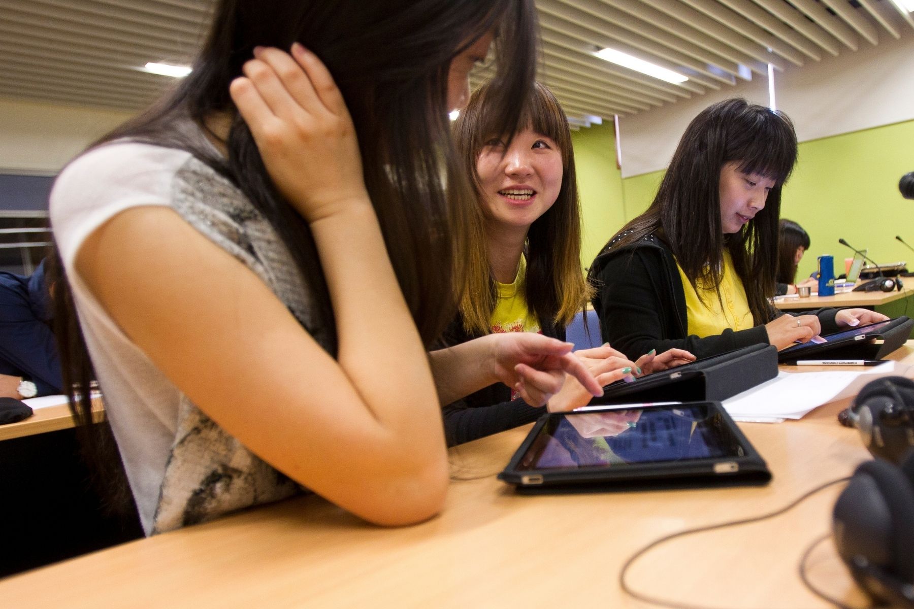 A course review process to maximise student mental wellbeing and ...